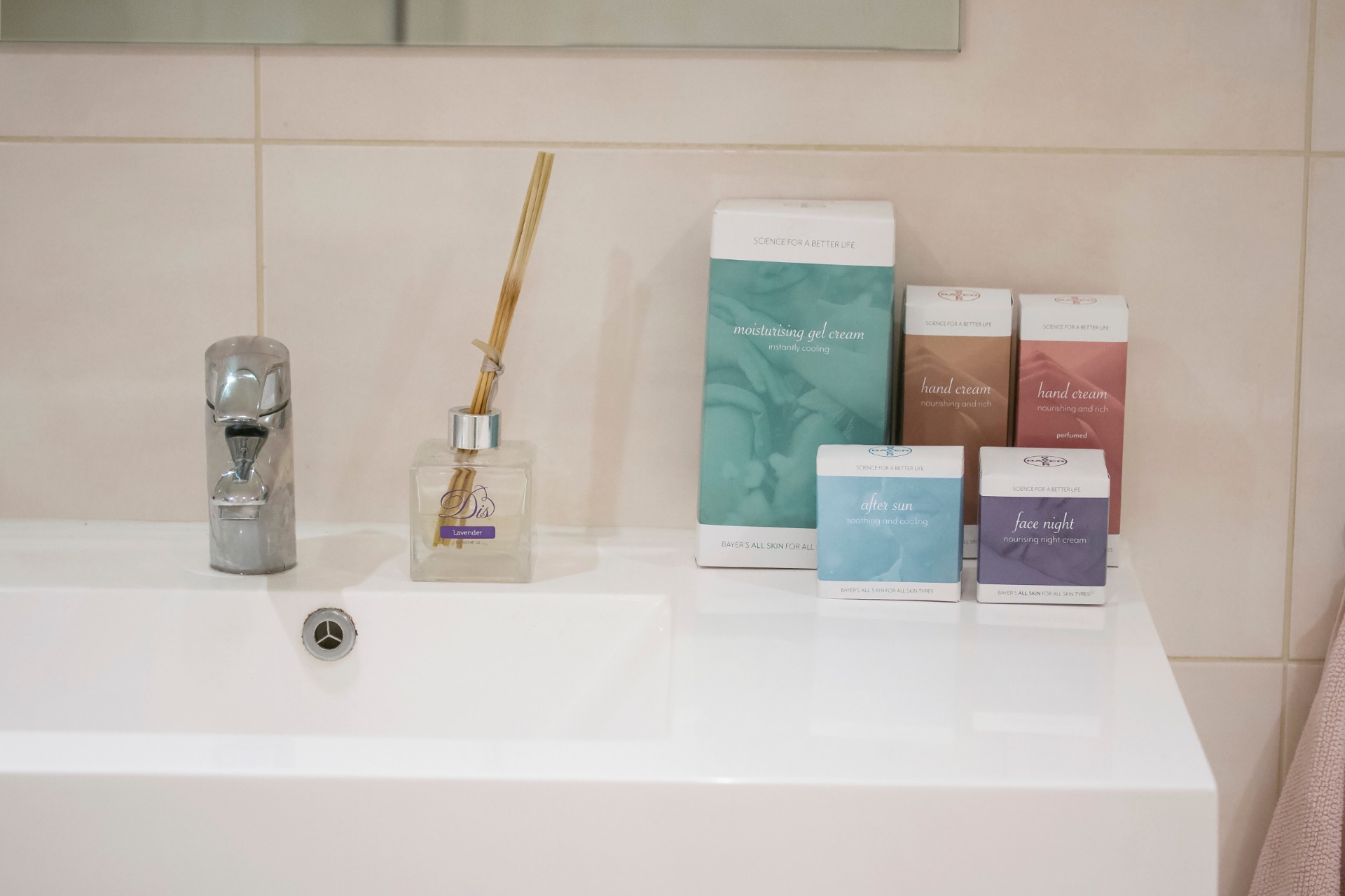 Emballasje til hudpleieserie :: marianyheimdesign